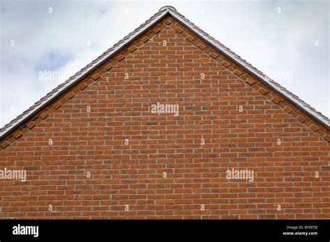 Gable Roof Brick House At Nathan Lozano Blog