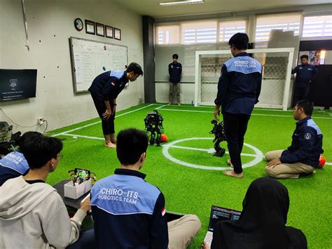 Tim Robot Its Dominasi Juara Kontes Robot Indonesia 2023 Wilayah Ii
