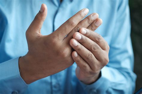 My Fingers Are Swollen And Painful Is It A Sprain Or Arthritis Asiamd