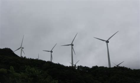 인제군 풍력발전기 애물단지 전락