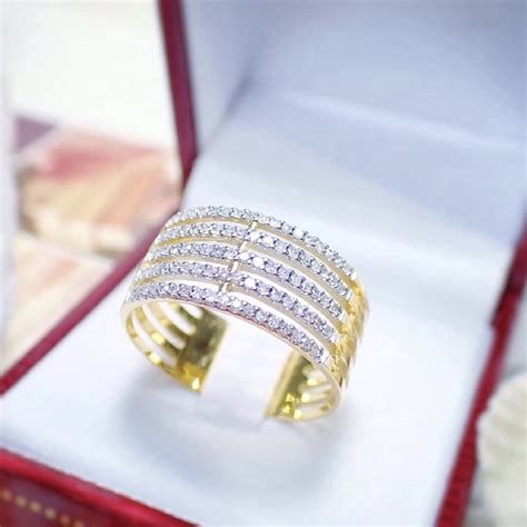 แหวนเพชร5แถวสวยหรู เพชรแท้ทองแท้ แจ้งไซส์แหวนทางช่องแชทค่ะ Shopee