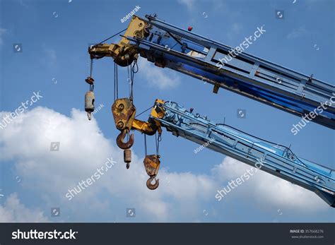 Industrial Crane Operating Lifting Electric Generator Stock Photo 357668276 Shutterstock