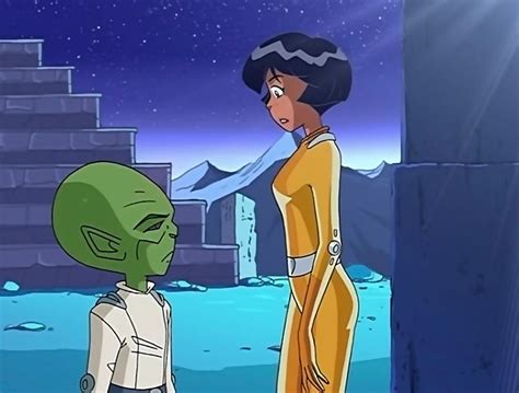 Totally Spies S 1 E 14 Aliens Recap Tv Tropes