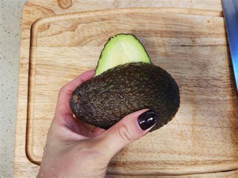 아보카도 연어롤스시 레시피~ 아보카도를 올린 연어김밥 배합초 만드는법 연어손질 연어비린내제거 맛있게 즐기는 연어요리 연어롤 만들기 연어롤초밥 네이버 블로그