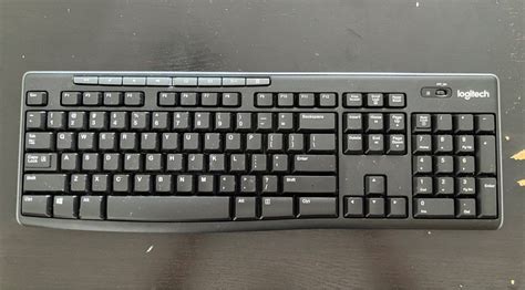 Good Deal Logitech Full Size Wireless Keyboard Computers And Tech Parts And Accessories Computer