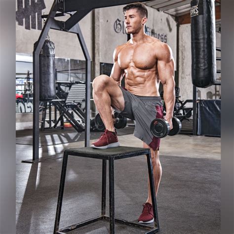 Weighted Step Up Exercise Video Guide Muscle And Fitness