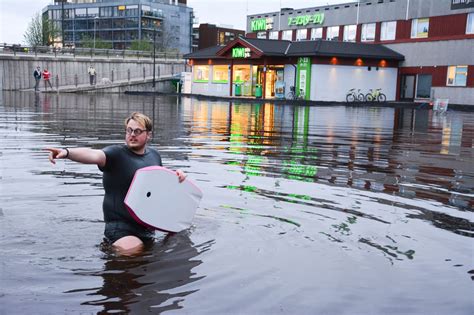Flom Glomma Ekspertene Stor Sannsynlighet For En Betydelig Flom