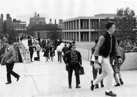 Vintage Chicago Tribune How Circle Campus Became Uic 60 Years Ago