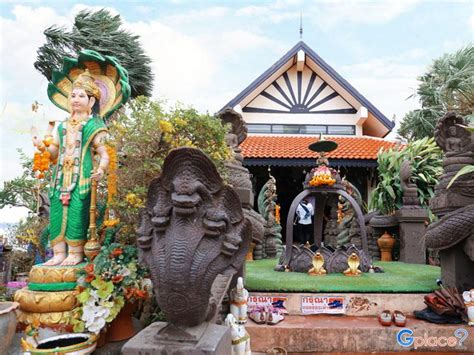 ศาลถ้ำพญานาคมุกดาหาร