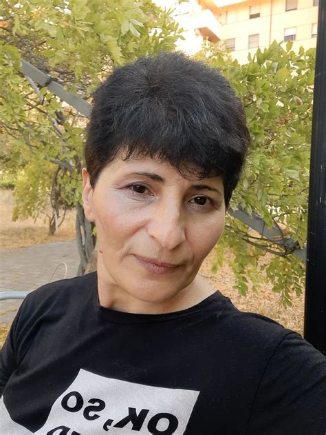 Pin Di Naira Tiakasvili Su ჩემი სურათები