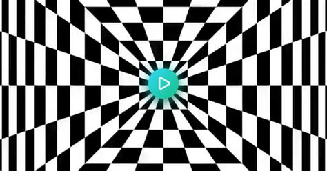 Stare At This For 30 Seconds Then Focus On Something Else Youre