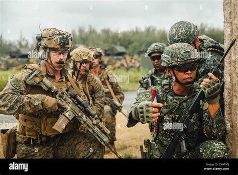 Marine Corps Infantry Wallpaper Calling In Support