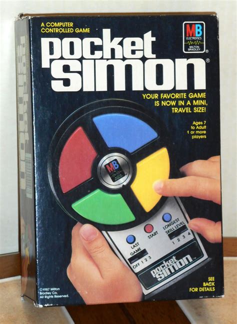 Simon Electronic Memory Game Lot Pocket Travel Size Digital Screen Battery Operated Hasbro