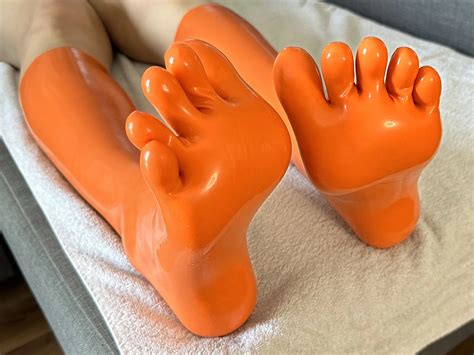 Tiger Orange Knee High Toe Socks 18 Pics Xhamster