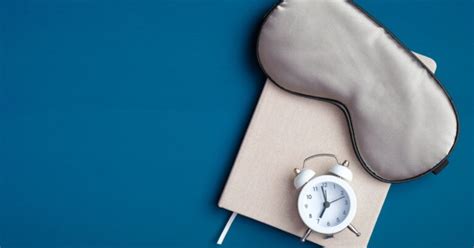 Reasons Why You Should Be Sleeping Naked According To Science The Hearty Soul