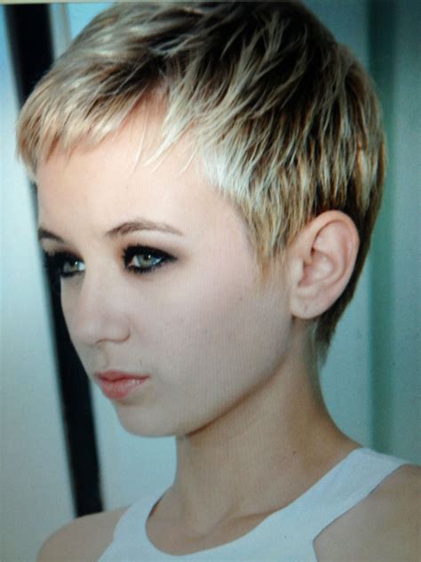 Hair And Photo Carmen Carmen Salon Charlotte Nc Short Hair Styles