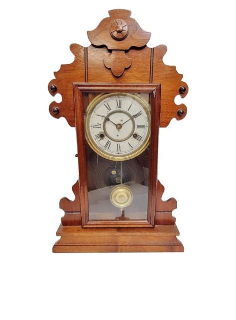 New Haven Clock Co 8 Day Pendulum Chiming Mantel Clock Price Guide