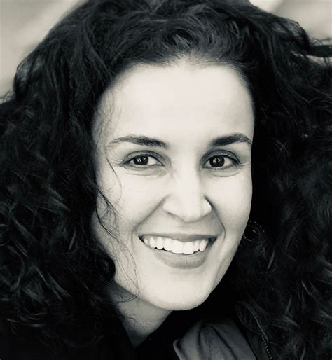 Azadeh Westergaard I Júlia Sardà Profil Knjiga