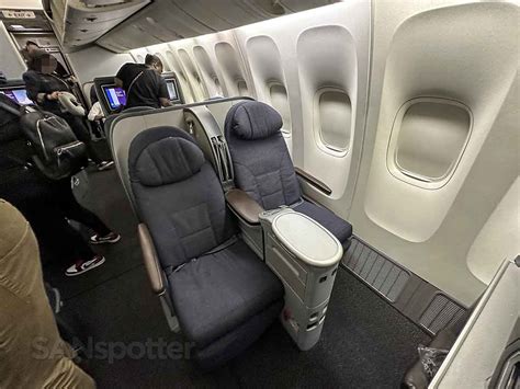 United 777 200 Domestic First Class Weve Seen This Before Sanspotter