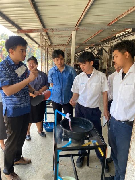 วันศุกร์ ที่ แผนกช่างเชื่อมโลหะ วิทยาลัยการอาชีพบ้านตาก