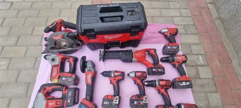 Scule Milwaukee M18 Iasi • Olxro