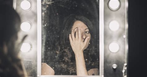Non Essere La Condizione Delle Donne E Delle Donne Transessuali In