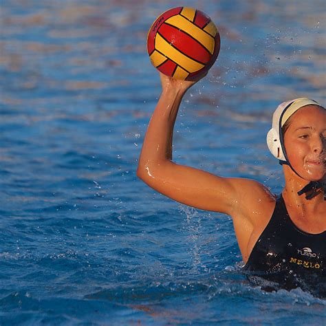 Varsity Girls Water Polo • Menlo School