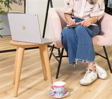 Personally Styling Your Dream Wardrobe From Anywhere In The World