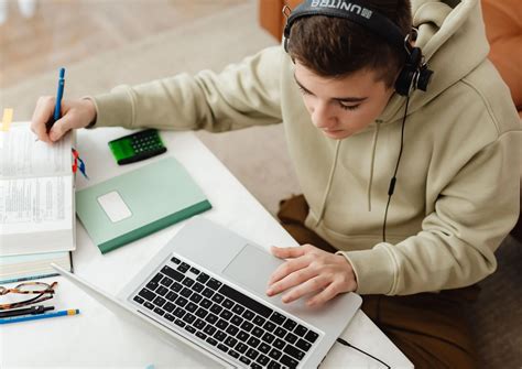 Sophia Learning Offers Free College Level Courses To High School