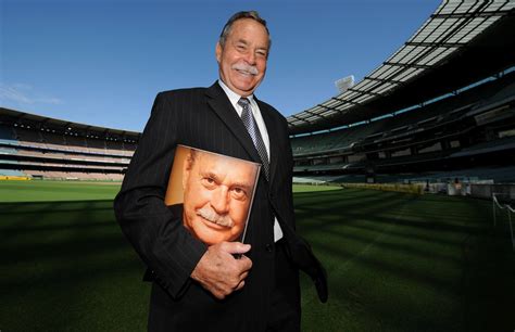 Afl Mourns The Passing Of The Legendary Ron Barassi Neos Kosmos