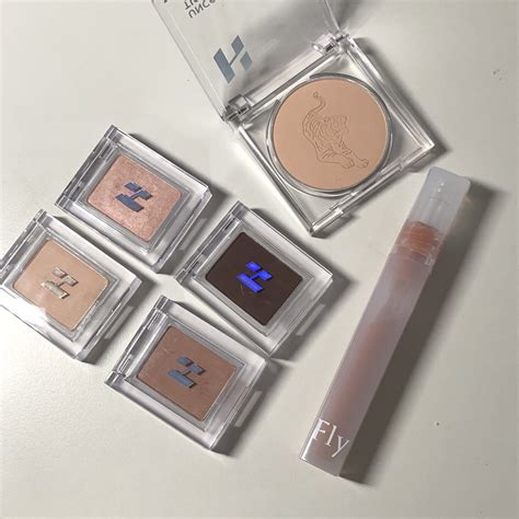 𝒆𝒏𝒊𝒅 ‿ On Twitter 최근 구매한 거로 화장했는데 완죤 챡붙 베이지 무드🍞🥐 블러셔는 생각보다 더 베이지한 것이 Abc Gum 생각남ㅠ 드디어 대체품을