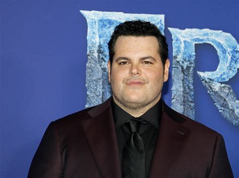 Frozen Star Josh Gad Saved Olaf From Being Murdered