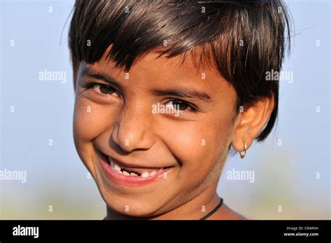Girl With Missing Teeth Portrait Orchha Madhya Pradesh Northern India India Asia Stock