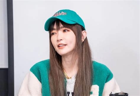 謝金燕昔公開認愛「他」！高調曬親吻擁抱照 金馬獎上圓夢 中天新聞網