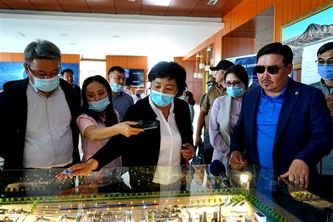 Уул уурхай хүнд үйлдвэрийн сайд Г Ёндон орон нутагт ажиллалаа ТАС МН