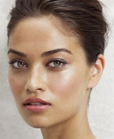 Makeup Monday The Dewy Look Sparkle It The New Black