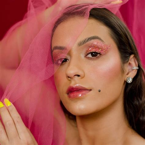 Eye Makeup Products You Need To Shimmer And Shine This Festive Season