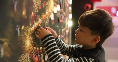 따뜻한 연말을 선사하는 특별한 전시