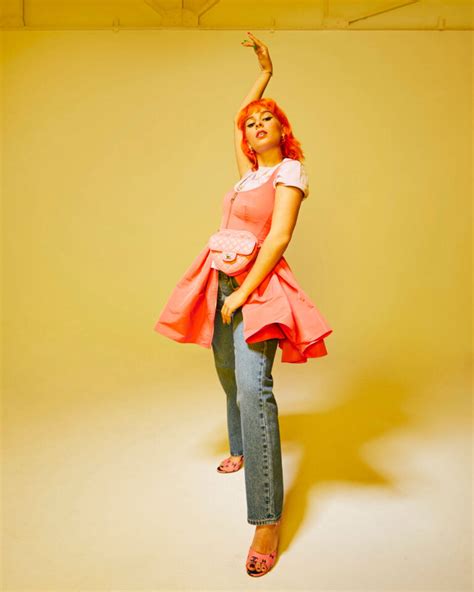 Dora Postigo Estrena Pel Cula Y Canciones La Ver S En Cines Y Conciertos