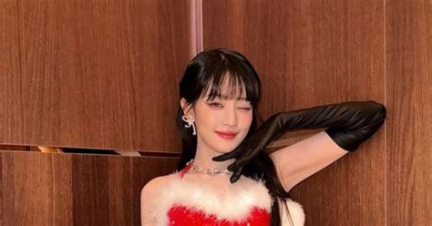 연말 파티 룩 고민이라면 크리스탈 민니처럼