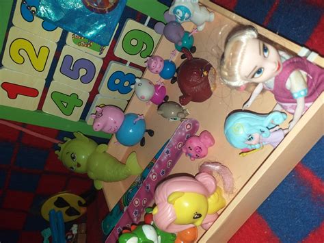 Dečije Igračke Figure Pepa Prase I Prasci Lutka Frozen 74292693