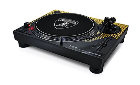 Technics SL 1200M7B Special Edition Lamborghini Turntable Analog Planet