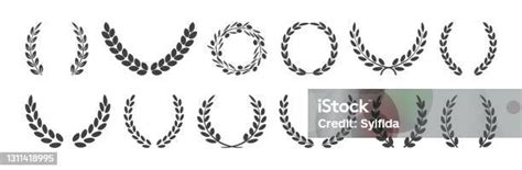 월계수 화환과 올리브 크라운 상 기호 가지와 나뭇잎 우승자 엠블럼 블랙 헤럴드 로마 아이콘 승리 문장 세트 빈티지 일러스트레이션 월계관에 대한 스톡 벡터 아트 및 기타