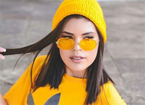 Модний апгрейд названі антитренди які стануть трендами навесні Читайте на Ukr Net