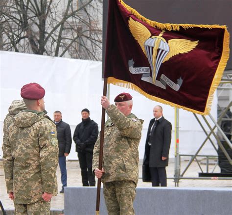 Затверджено емблему девіз і прапор Десантно штурмових військ ЗС України