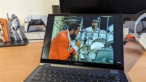 Asus Vivobook S Flip Oled Review Incredible Value Laptop Mag