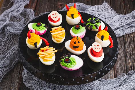 Halloween Deviled Eggs Dish N The Kitchen