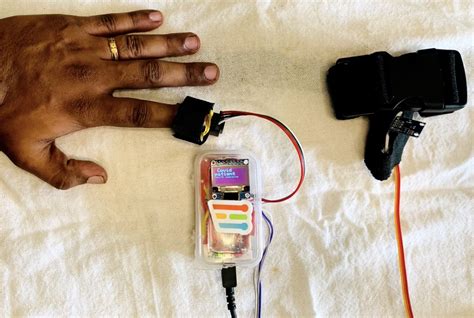 This Pocket Sized Uses TinyML To Analyze A COVID 19 Patient S Health