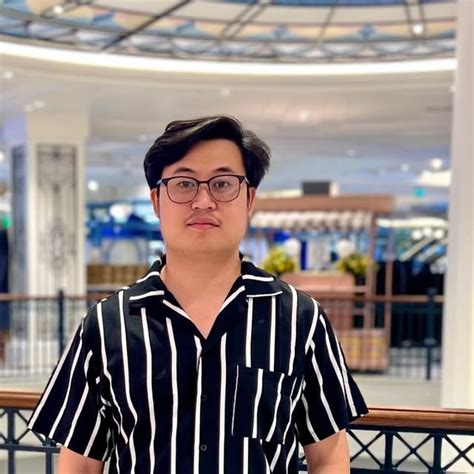 Bom Pongsatorn Bberman • Threads Say More