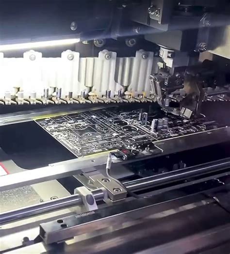 The Adding Of Transistors Capacitors And Resistors On A Motherboard Roddlysatisfying